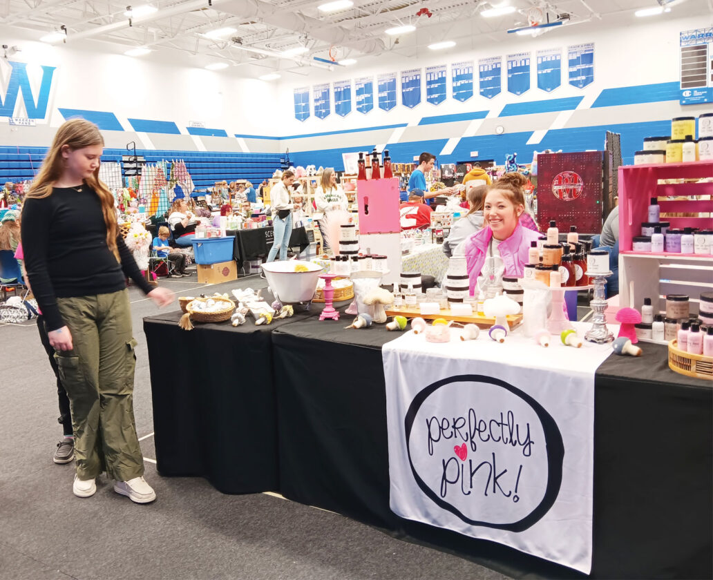 Warren Band Boosters conducts annual Spring Craft and Vendor Fair ...